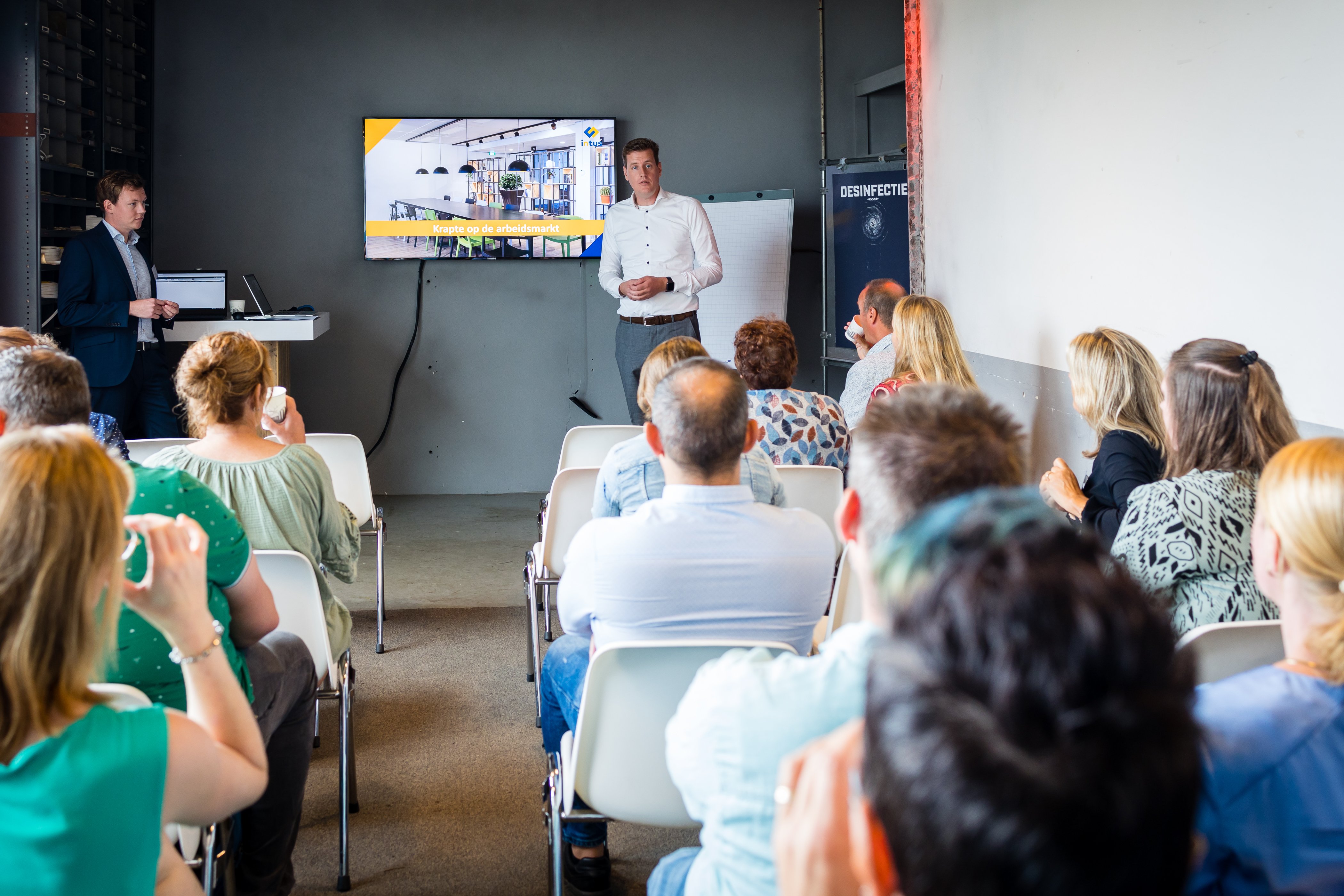 Intus | Software | FlexHub